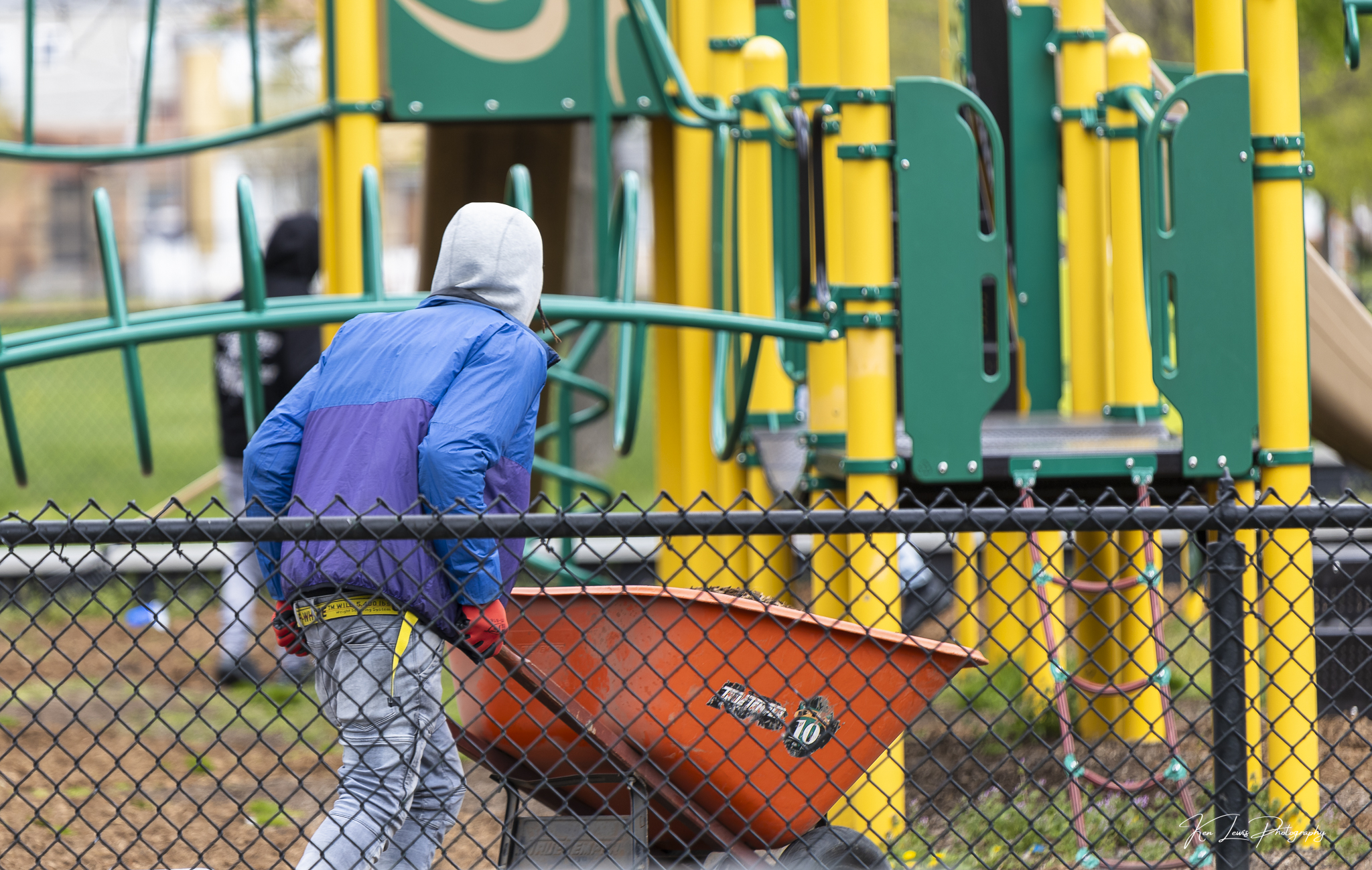 YAP Washington Heights Violence Interruption Team Beatifies Park While ...